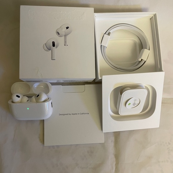 Apple | Wearables | Apple Airpods Pro 2 Magsafe Charging Case Usbc ...